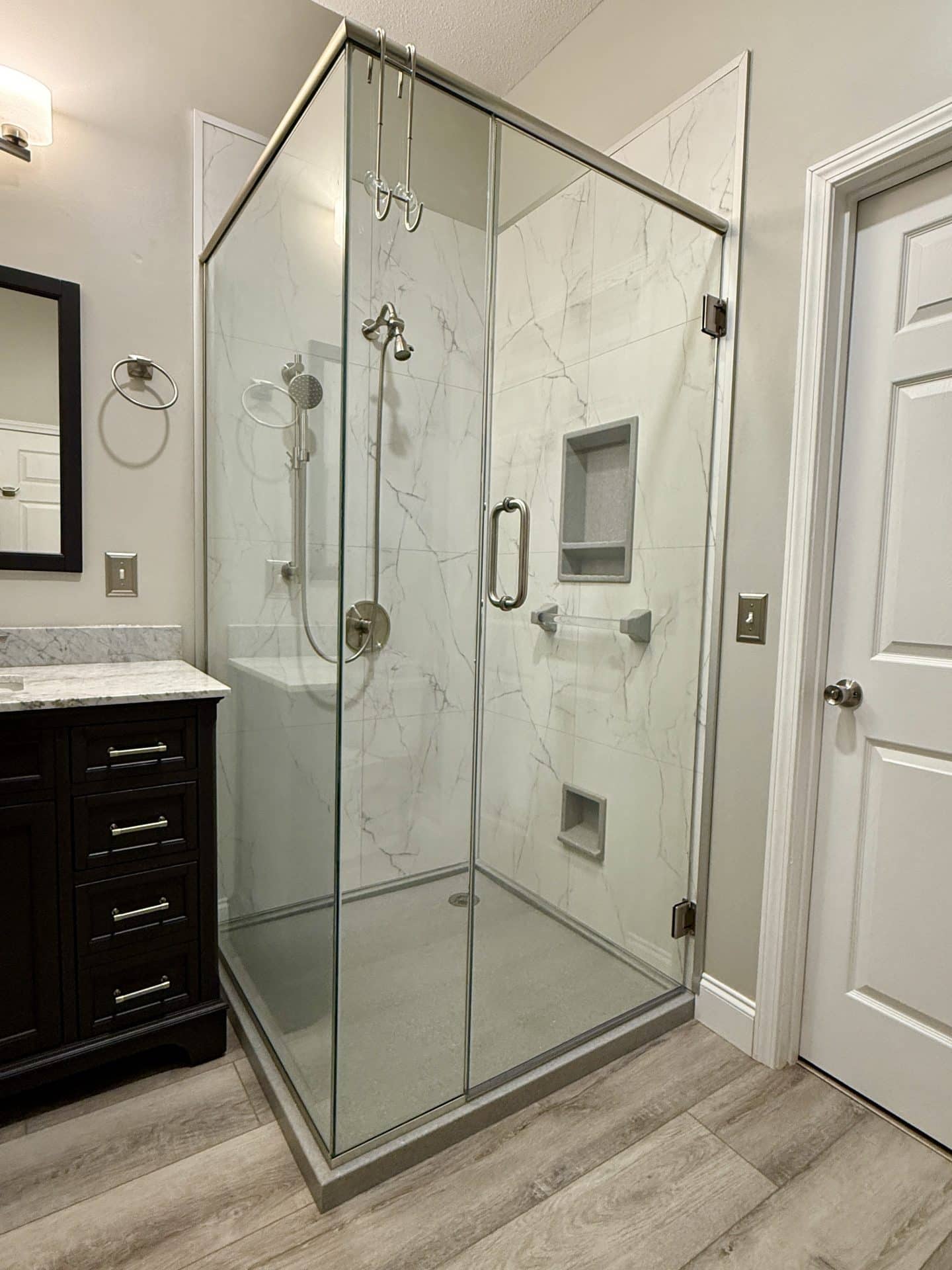 Top 5 Benefits of Choosing Laminate Shower Wall Panels - Choice ...